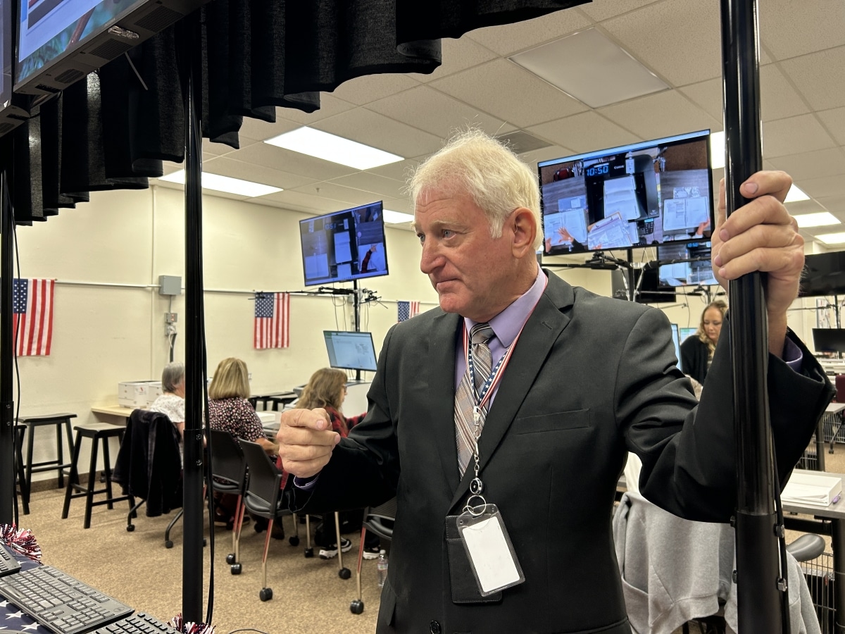 Shasta election official Clint Curtis uses board presentation to praise ...